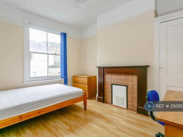 1 bedroom house share to rent