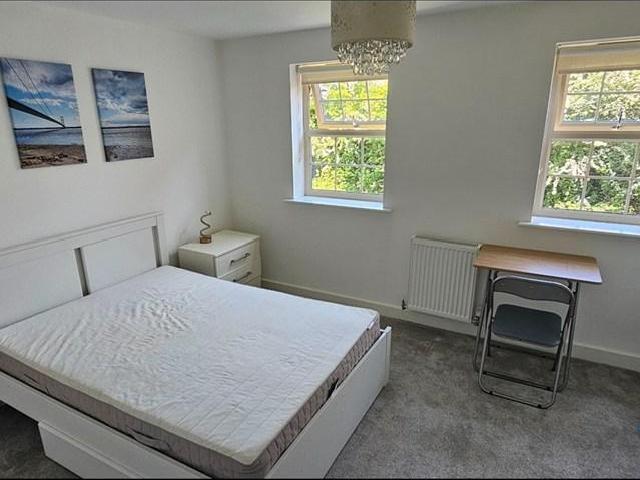 1 bedroom house share to rent