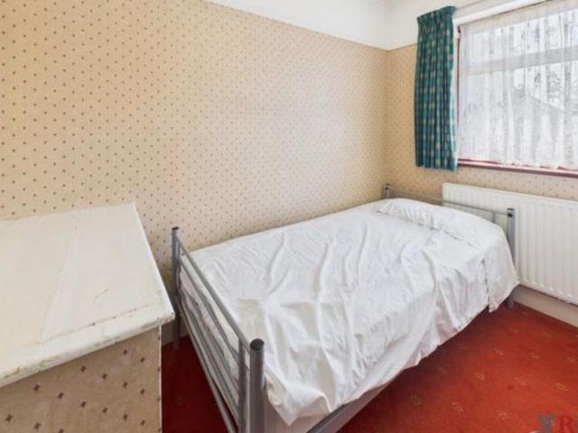 1 bedroom house share to rent