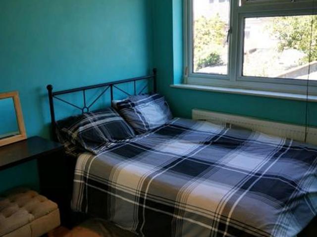 1 bedroom house share to rent