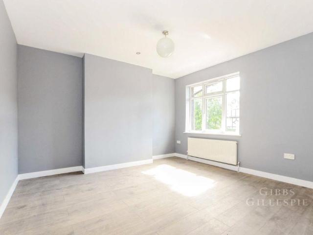 1 bedroom house share to rent