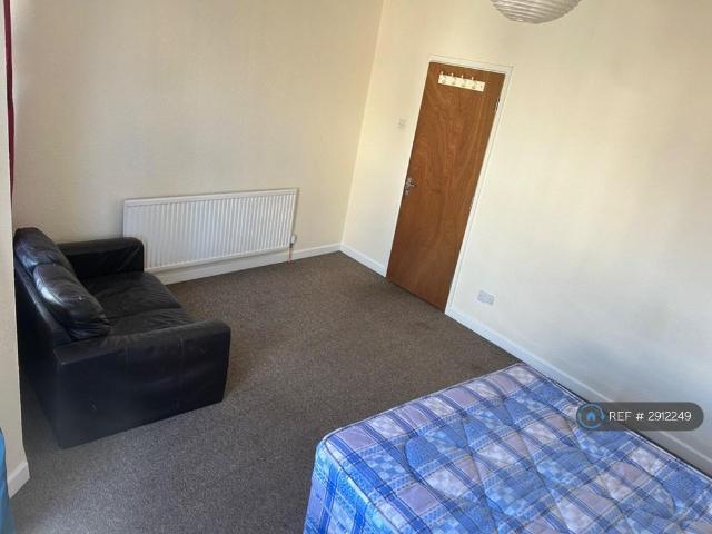 1 bedroom house share to rent