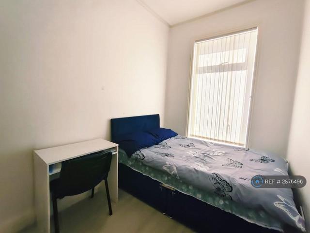 1 bedroom house share to rent