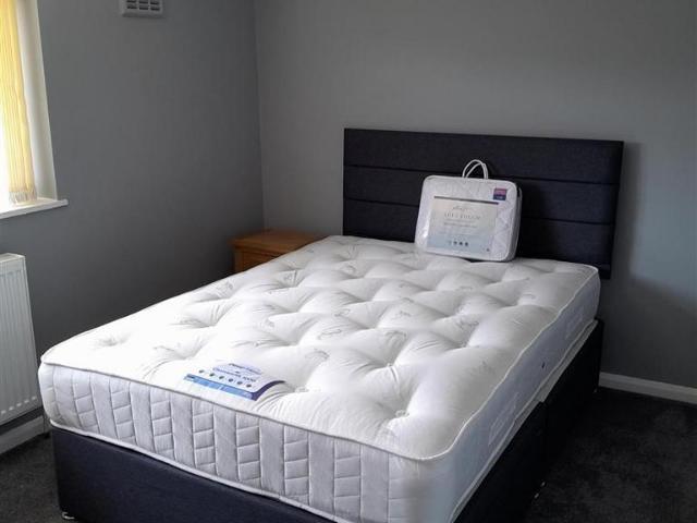 1 bedroom house share to rent