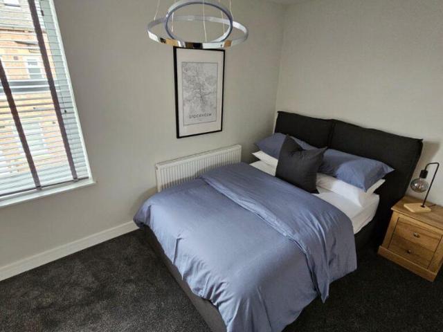 1 bedroom house share to rent