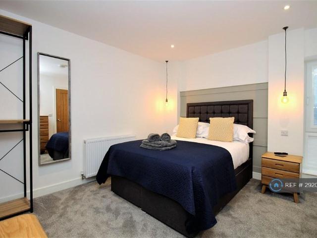 1 bedroom house share to rent