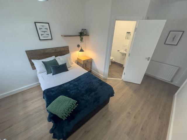 1 bedroom house share to rent