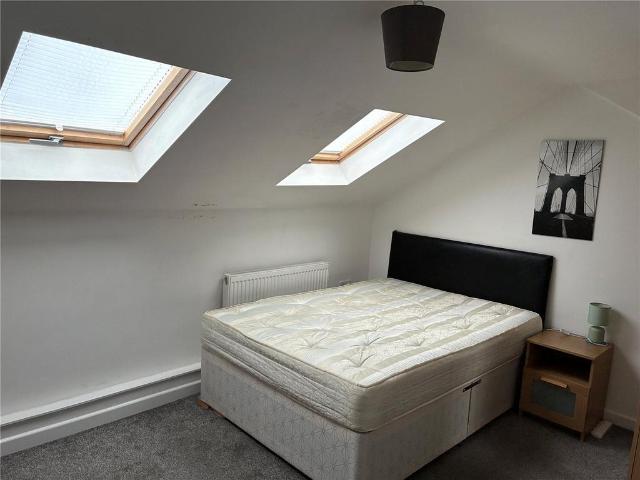 1 bedroom house share to rent