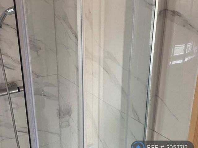1 bedroom house share to rent