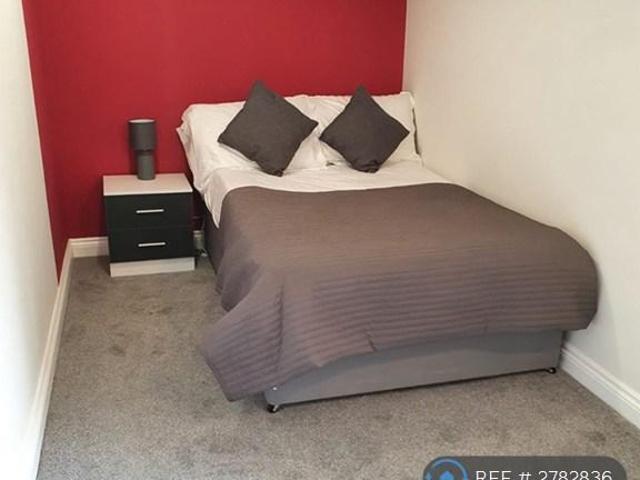1 bedroom house share to rent