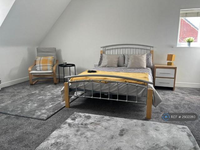 1 bedroom house share to rent
