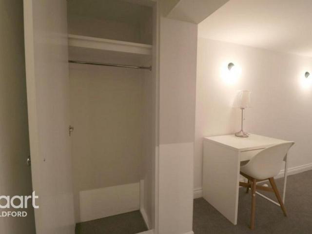 1 bedroom house share to rent