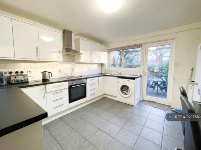 1 bedroom house share to rent