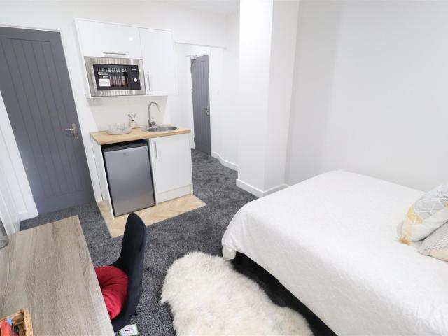 1 bedroom House share to rent