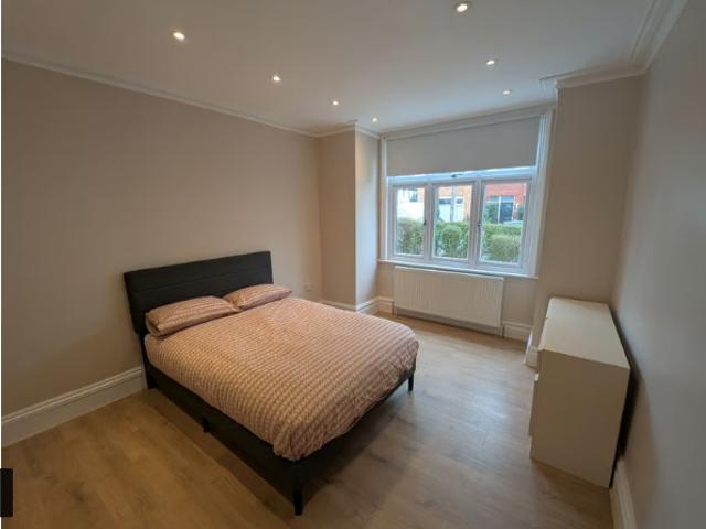 1 bedroom house share to rent