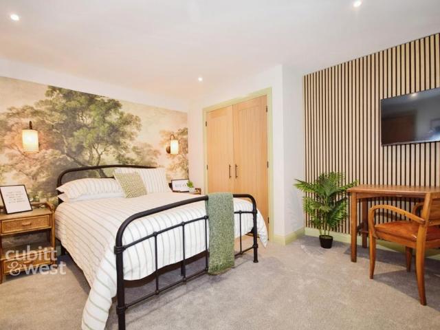 1 bedroom house share to rent