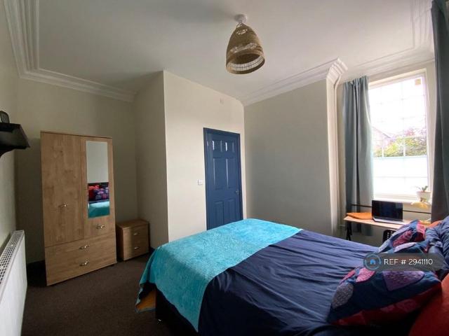 1 bedroom house share to rent