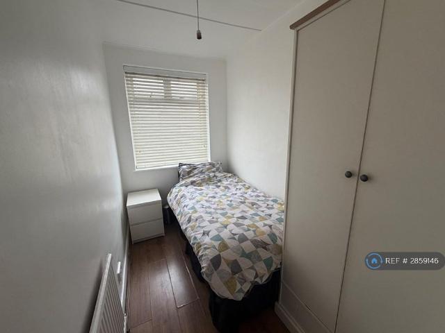 1 bedroom house share to rent