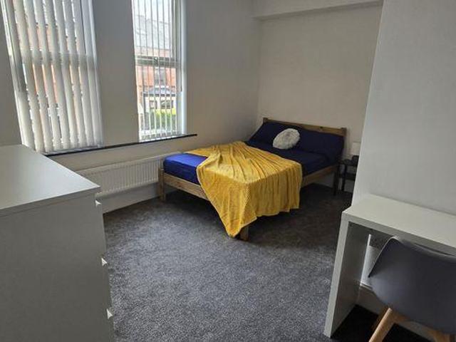 1 bedroom house share to rent