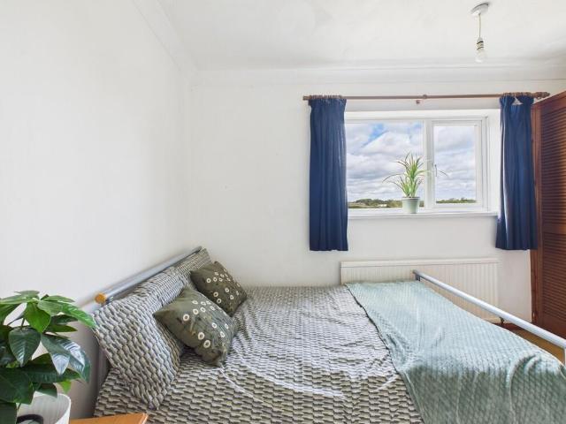 1 bedroom house share to rent