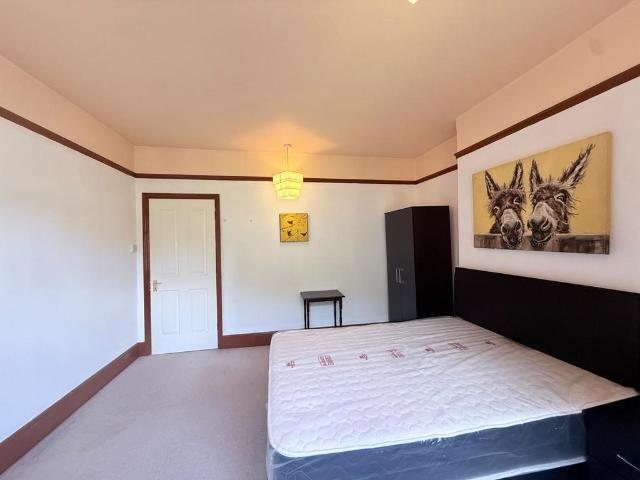 1 bedroom house share to rent