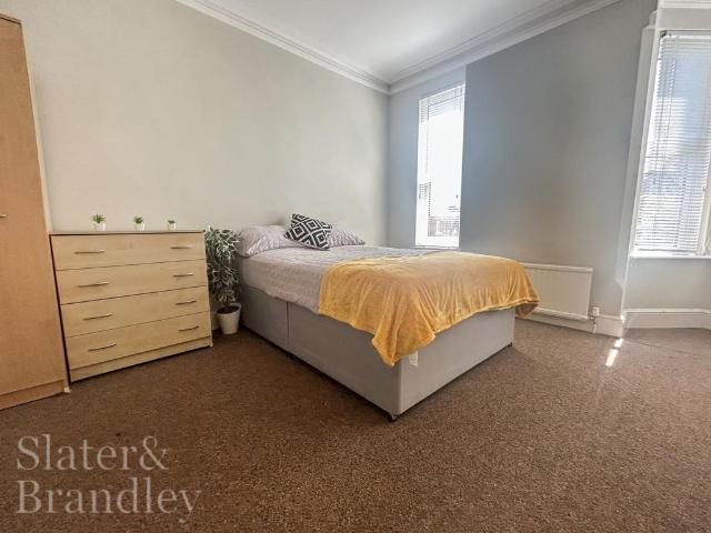 1 bedroom house share to rent
