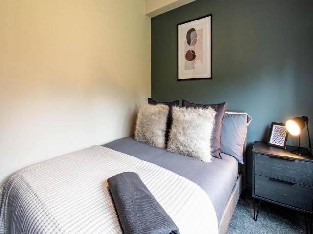 1 bedroom house share to rent
