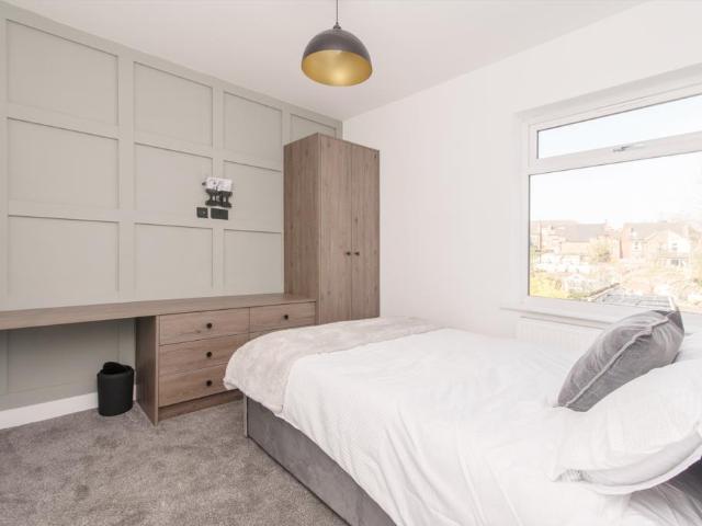 1 bedroom house share to rent