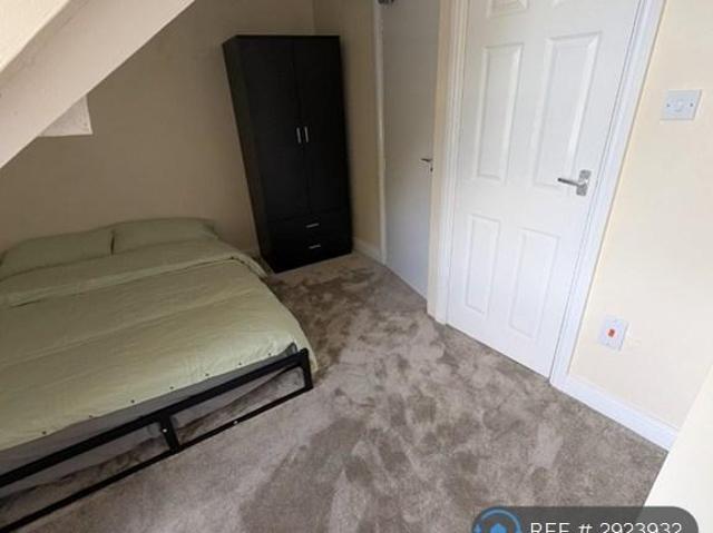 1 bedroom house share to rent