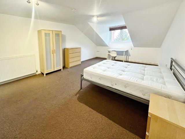 1 bedroom house share to rent