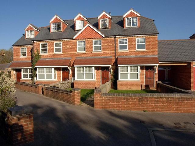 1 bedroom house share to rent