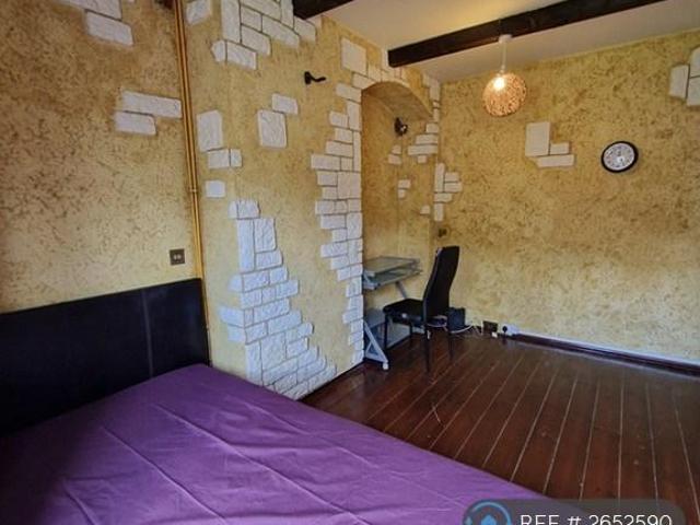 1 bedroom house share to rent