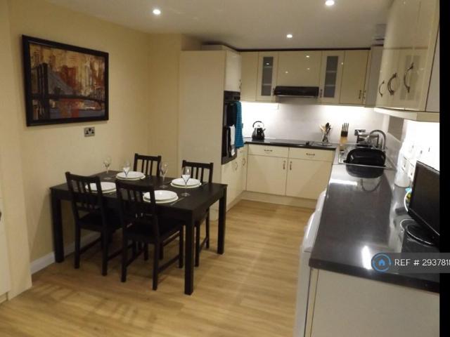 1 bedroom house share to rent