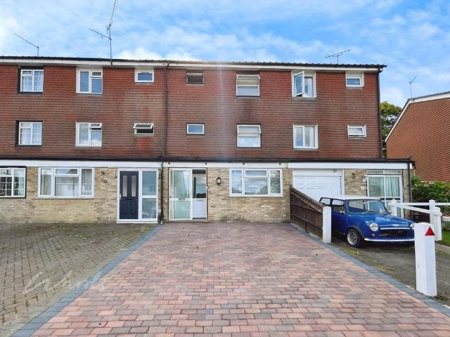1 bedroom house share to rent