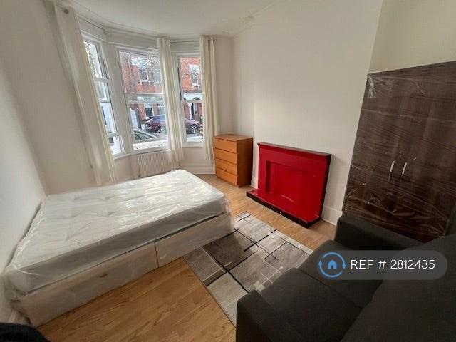1 bedroom house share to rent