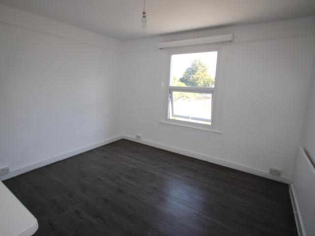 1 bedroom house share to rent