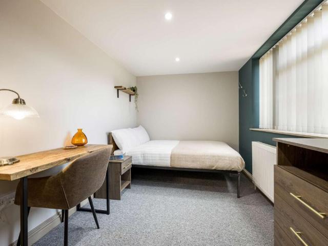 1 bedroom house share to rent