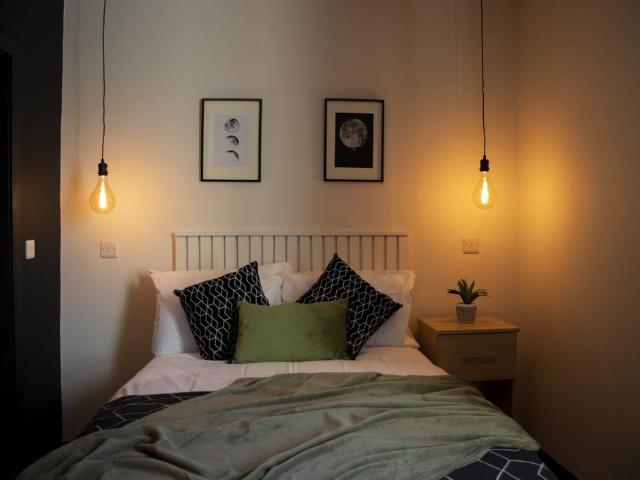 1 bedroom house share to rent