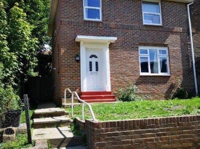 1 bedroom house share to rent