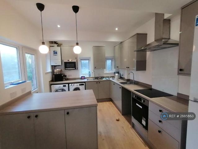 1 bedroom house share to rent