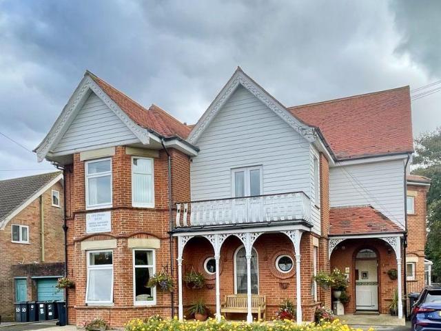 1 bedroom house share to rent