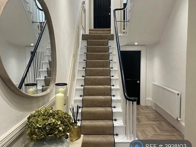 1 bedroom house share to rent
