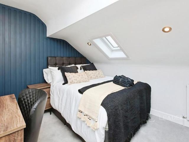 1 bedroom house share to rent
