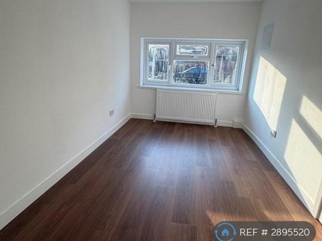 1 bedroom house share to rent