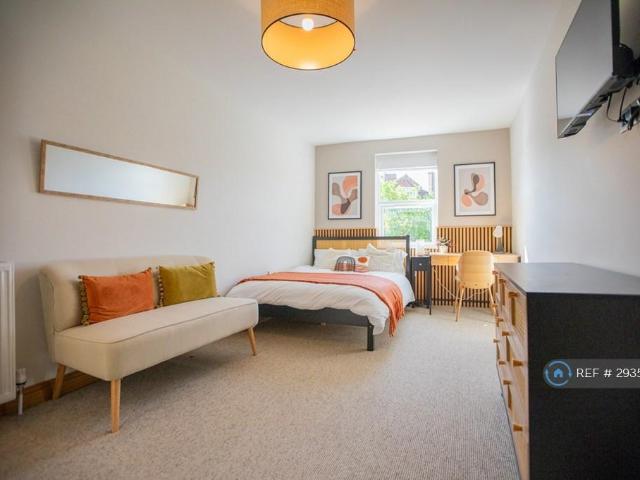 1 bedroom house share to rent