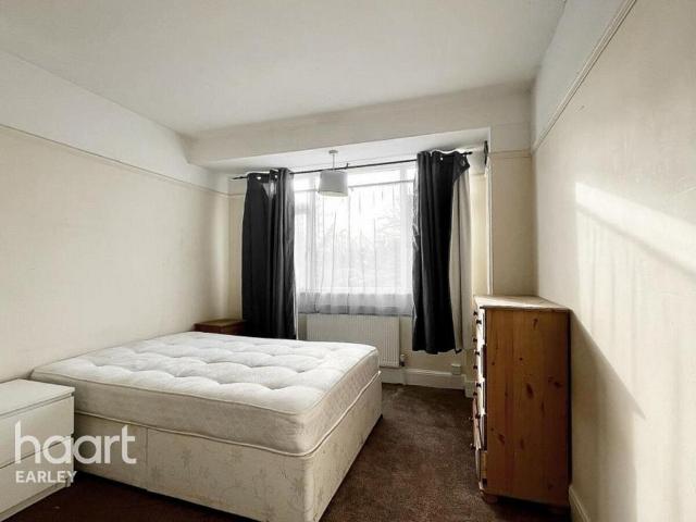 1 bedroom house share to rent