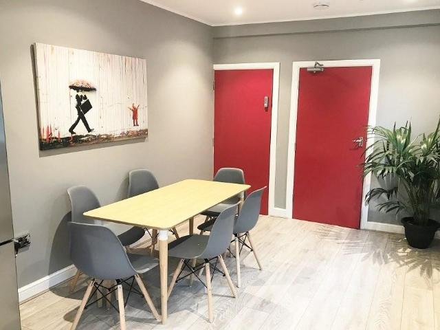1 bedroom house share to rent