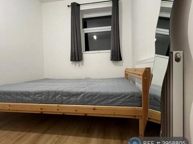 1 bedroom house share to rent