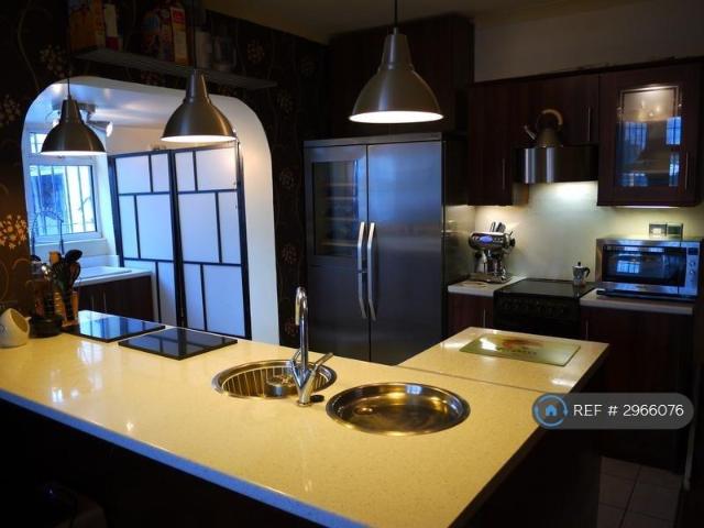 1 bedroom house share to rent
