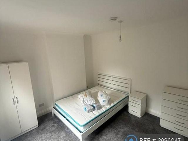 1 bedroom house share to rent